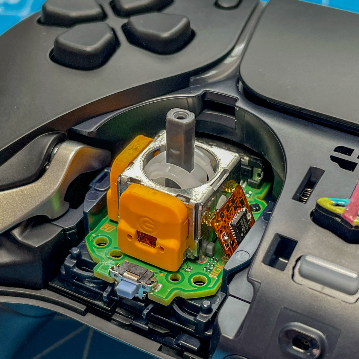 PS5 Analogue Stick Hall Sensing Upgrade For No Stick Drift – GameTraderZero